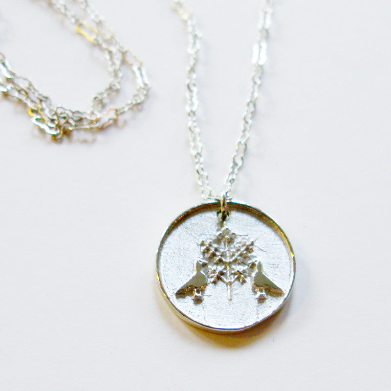 AetA Logo Necklace – ATELiER ATSUYO ET AKiKO